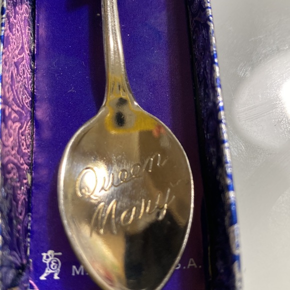 Other | Vintage Queen Mary Souvenir Collectors Spoon | Poshmark